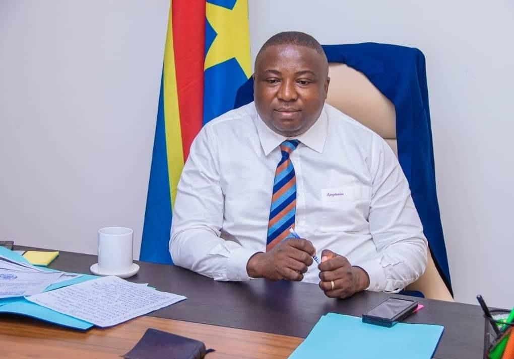 Kasaï Central : Symphorien Ntumba annonce sa candidature au poste de ...