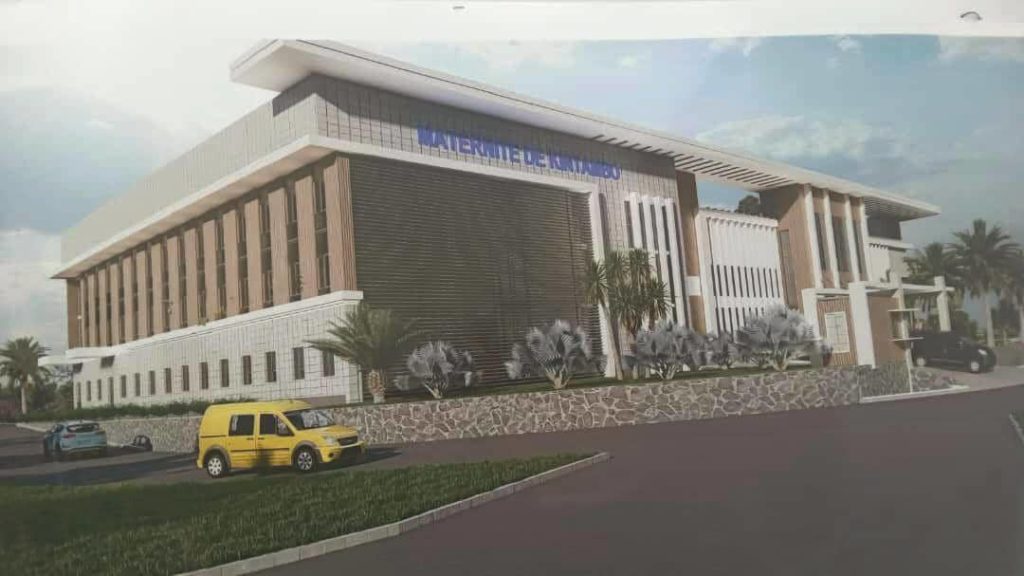 Infrastructures : lancement des travaux de rénovation de la maternité ...
