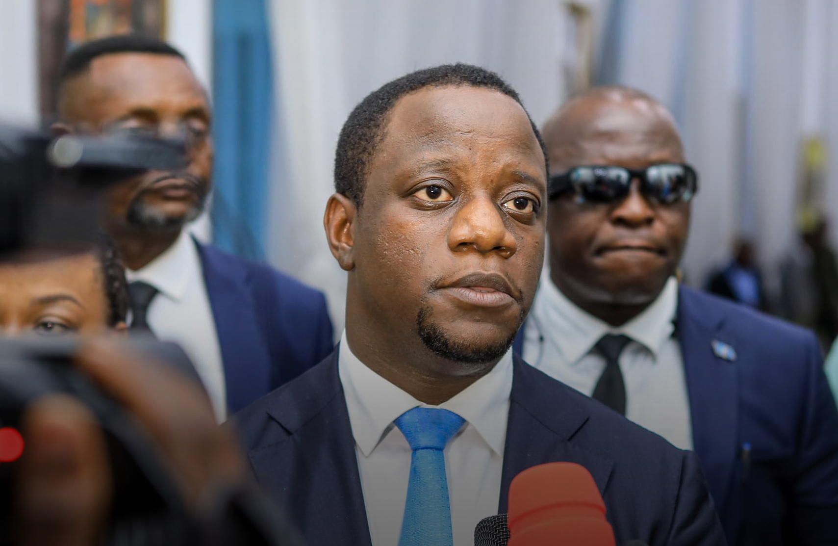 Bureau définitif de l'Assemblée nationale : Modeste Bahati retire la ...