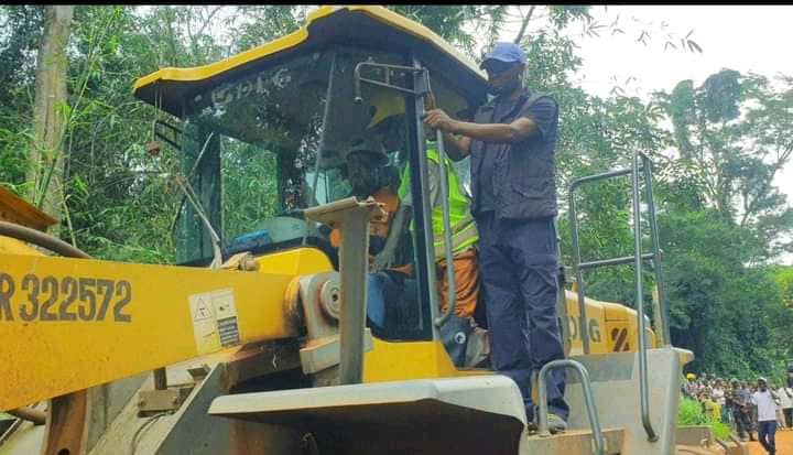 Bas-Uele : les travaux de réhabilitation de la RN4 tronçon Buta ...