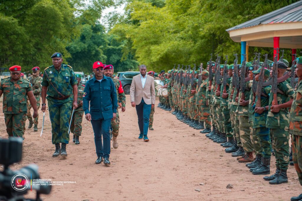 Kongo-Central : poursuite de l’itinérance du VPM de la défense ...
